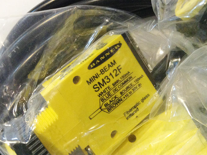 BANNER MINI-BEAM SM312F . SM31RLMHS-40381 | 露天市集 | 全台最大的網路購物市集