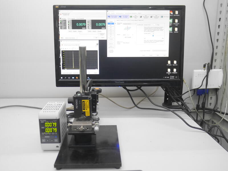 (HLFA-TLA) Keyence LK-G3000 LK-G10 雷射位移感測器 2mm 輪廓 外型 尺寸量測 特價 | 露天市集 | 全 ...