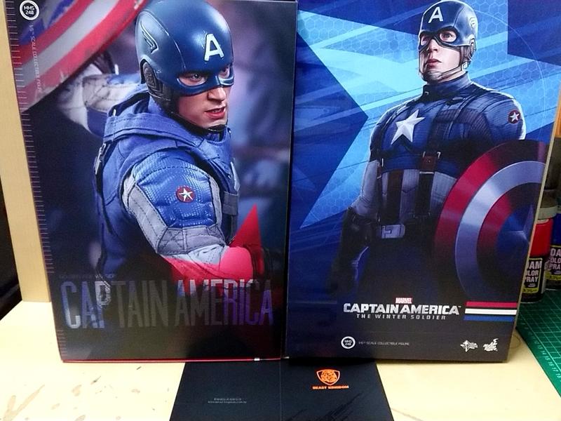 【2手人偶】Hot Toys 美國隊長2~酷寒戰士_美國隊長 黃金時代版本(MMS240)~現貨(請詳閱商品說明)~!! | 露天市集 | 全 ...