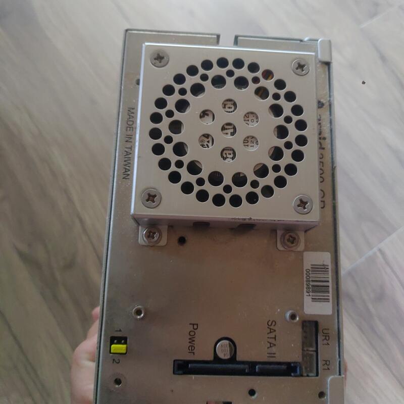 araid 3500-GP RAID，永不停機的最佳SATAII硬碟陣列機 | 露天市集 | 全台最大的網路購物市集