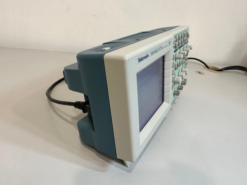 Tektronix TDS1012 TDS 1012 100MHz 2Ch 1Gs/s Oscilloscope示波器 | 露天市集 | 全台 ...