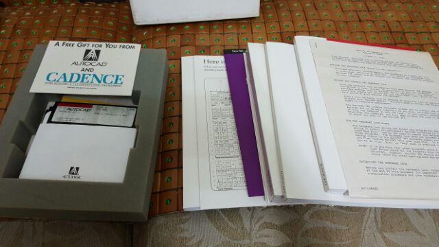 早期 正版 AUTOCAD R11 工業繪圖軟體 /DOS 386/軟碟片/完整盒裝 | 露天市集 | 全台最大的網路購物市集