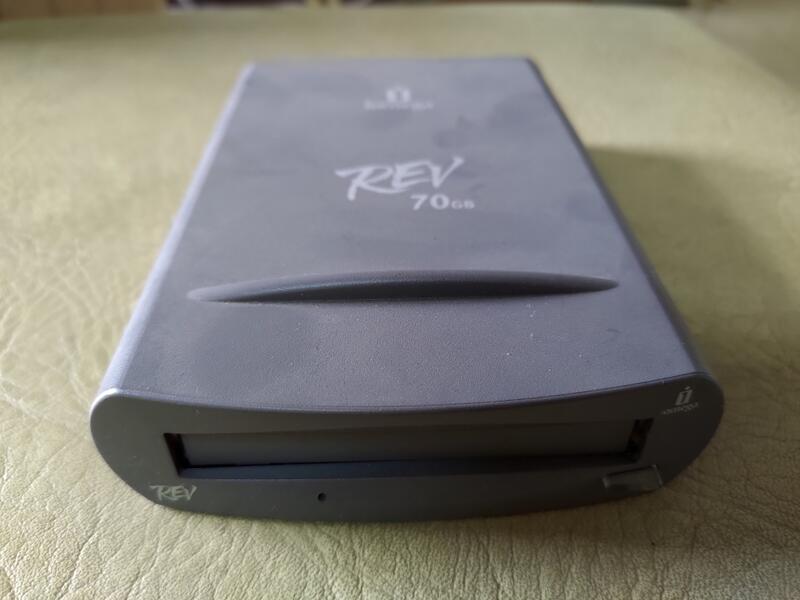 Iomega REV 70GB USB 2.0 Backup Drive 外接式硬碟 | 露天市集 | 全台最大的網路購物市集