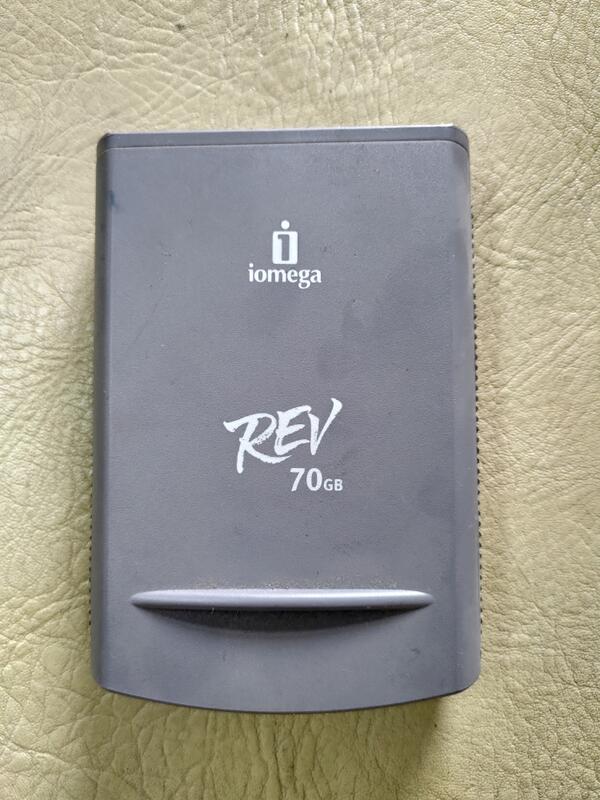 Iomega REV 70GB USB 2.0 Backup Drive 外接式硬碟 | 露天市集 | 全台最大的網路購物市集