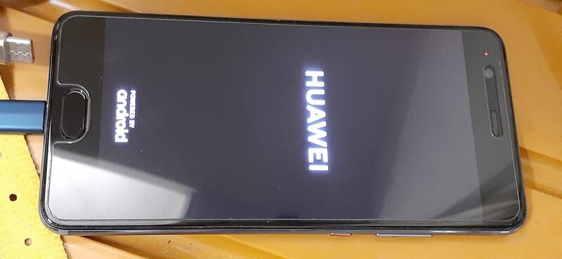 華為 HUAWEI P10 Plus 八核 6G/128G 5.5吋 手機零件機 只有測試插電後一直重覆到 | 露天市集 | 全台最大的網路購物市集