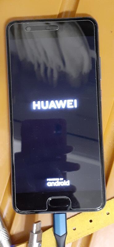 華為 HUAWEI P10 Plus 八核 6G/128G 5.5吋 手機零件機 只有測試插電後一直重覆到 | 露天市集 | 全台最大的網路購物市集