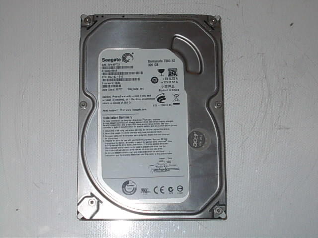 Seagate ~3.5吋~硬碟~320GB(SATA)~型號ST3320418AS | 露天市集 | 全台最大的網路購物市集