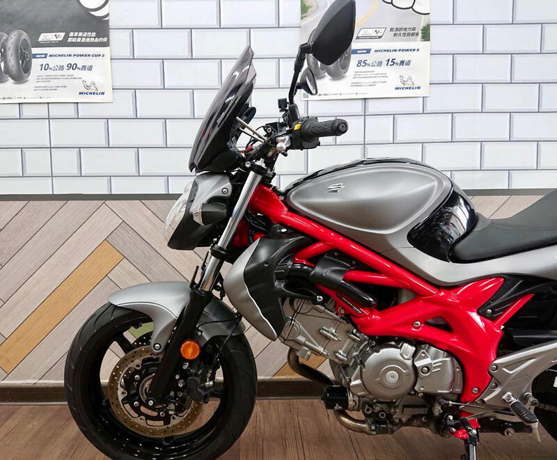 2017領 鈴木 SUZUKI SFV650 (ABS) 日本原裝進口 紅牌低售價 無待修 | 露天市集 | 全台最大的網路購物市集