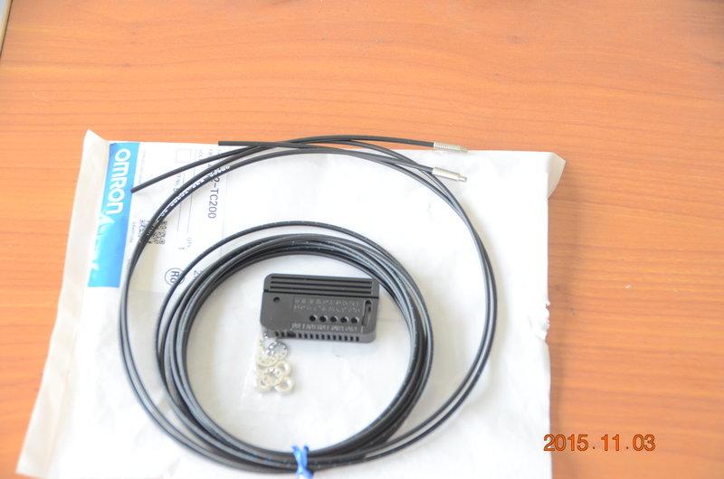 OMRON E32-TC200 對照式光纖線、光纖感應器、光纖開關 | 露天市集 | 全台最大的網路購物市集