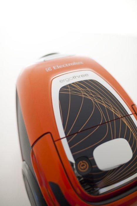 ※Overman生活好物※現貨送集塵袋！Electrolux 伊萊克斯【EET530】低噪音吸塵器《EET530SO》 | 露天市集 | 全台最大的網路購物市集