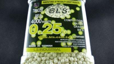 [極光小舖] BLS 6mm_0.25g 螢光 夜光BB彈 電動槍也可用(每包 4000pcs)@特價中@#1 | 露天市集 | 全台最大的網路購物市集