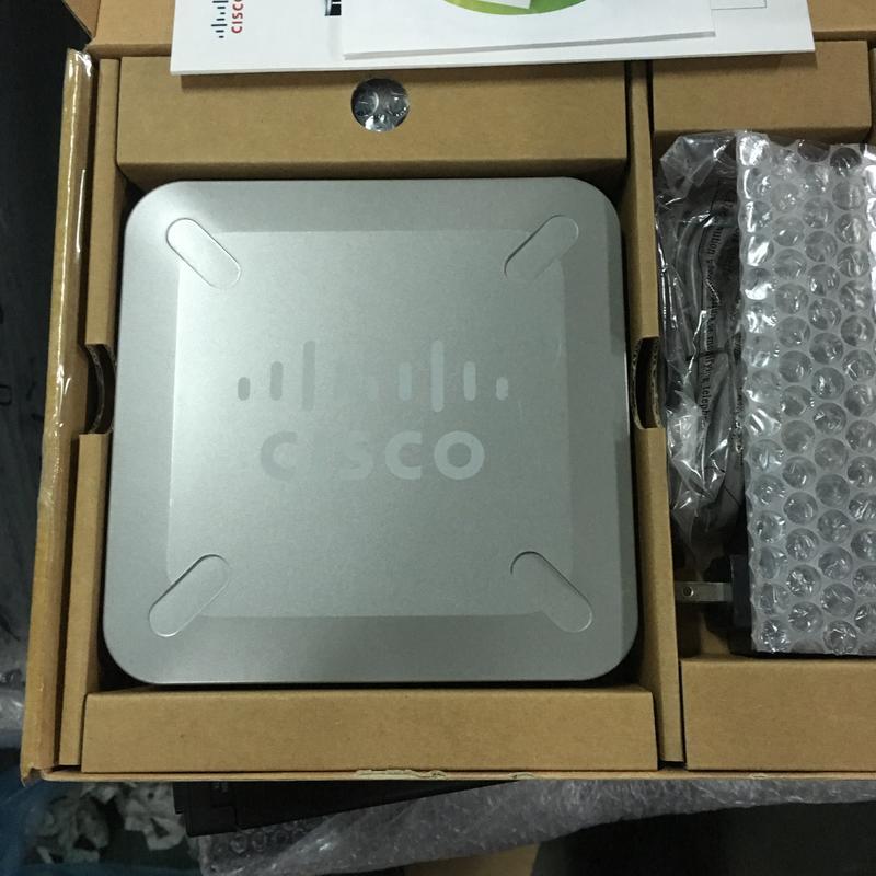 Cisco Linksys RVS4000 4-Port Gigabit Security Router | 露天市集 | 全台最大的網路購物市集