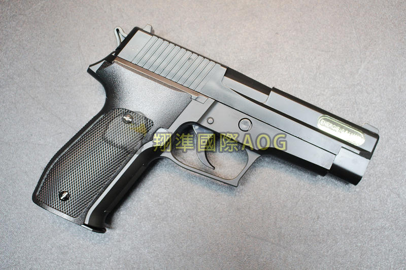 【翔準軍品AOG】KWC P226 (黑)KA-15 手拉空氣槍 手槍 玩具槍 拉一打一 保險 D-03-091 | 露天市集 | 全台最大的網路購物市集