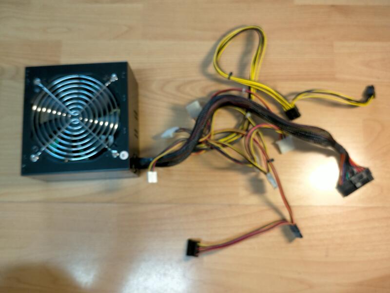 L.電源供應器-酷媽 RS-350-PCAR-I3 350W 12公分風扇 SATA 顯卡 直購價100 | 露天市集 | 全台最大的網路購物市集