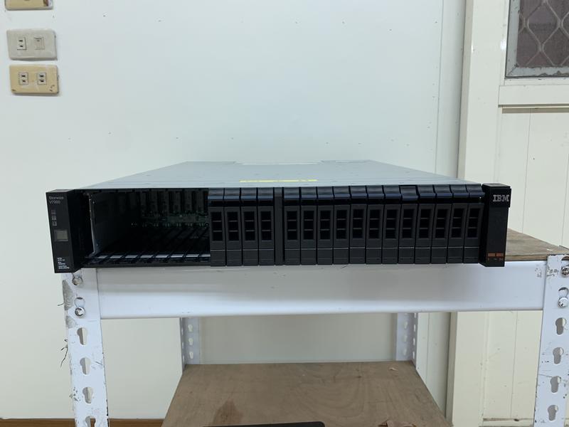 IBM Storwize V7000 /85Y5850 85Y6135 controler * 2 | 露天市集 | 全台最大的網路購物市集