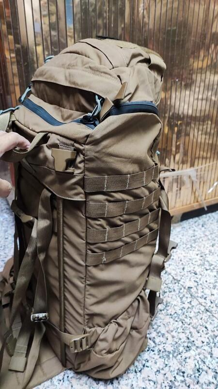 『售出』/黑拉鍊/mystery ranch overload/登山/縱走/軍包/背架/神秘農場 | 露天市集 | 全台最大的網路購物市集
