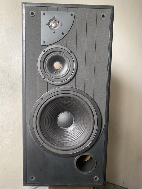 JBL-LX990.落地喇叭.10吋只有一個 | 露天市集 | 全台最大的網路購物市集
