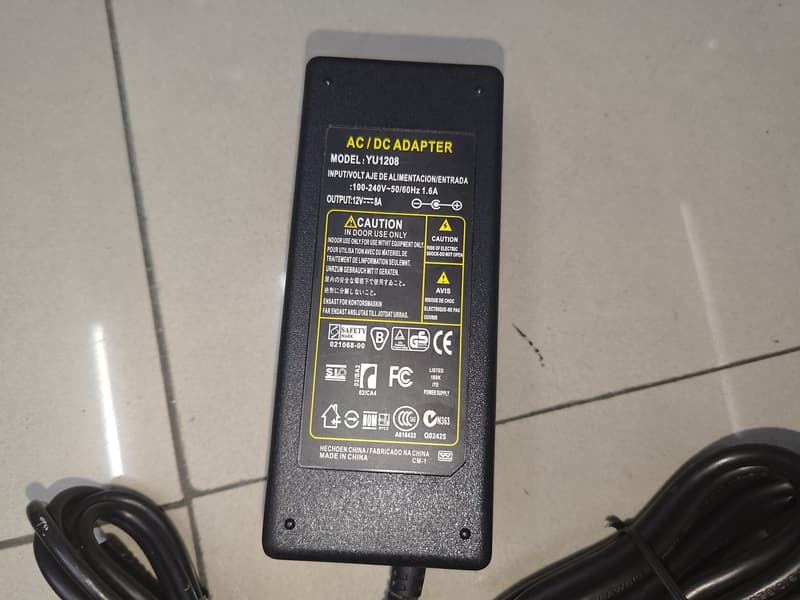 (A18) 二手 YU1208 變壓器 /DC 12V 8A /車用點菸器插座 | 露天市集 | 全台最大的網路購物市集