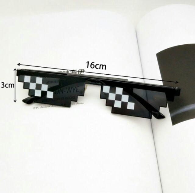 【馬賽克眼鏡】網紅裝逼眼鏡/裝B眼鏡/二次元惡搞抖音打碼/墨鏡/派對眼鏡/太陽眼鏡/搞笑效果/惡搞/像素/生日/自拍 | 露天市集 | 全台最 ...