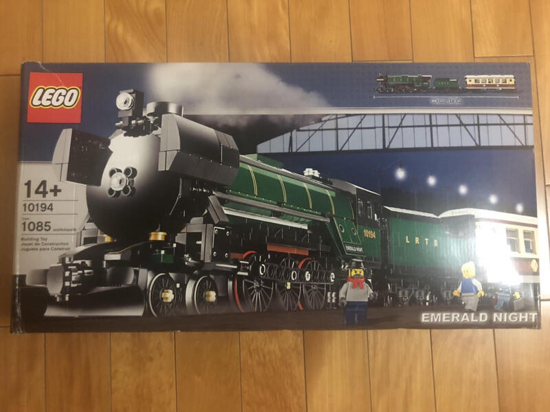 LEGO 10194 Emerald Night 樂高 翡翠之夜蒸氣火車 全新未拆 | 露天市集 | 全台最大的網路購物市集