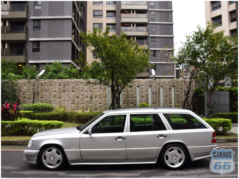 S124 AMG W124 E320T ESTATE 日規 旅行 六六車庫 | 露天市集 | 全台最大的網路購物市集