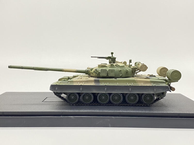 搜模閣 蘇聯 T-80B T-80 T80 比例 1/72 坦克 完成品 modelcollect 72064 | 露天市集 | 全台最大的 ...