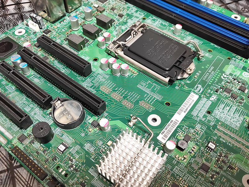 【含稅】Intel S1200V3RPS C222 DDR3 1150 M-ATX 伺服器 工作站 庫存主機板 保三個月 | 露天市集 | 全 ...