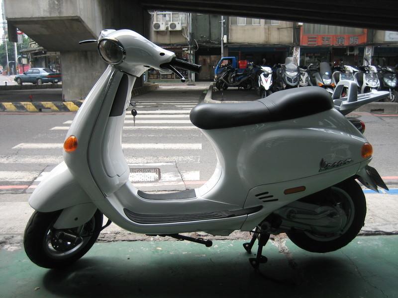 ★我最便宜★偉士牌機車 VESPA ET8 125 滿18可分期0頭款免保人 | 露天市集 | 全台最大的網路購物市集