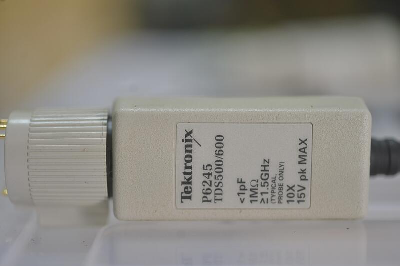 [Trigger]Tektronix P6245 1.5GHz 主動式探棒 | 露天市集 | 全台最大的網路購物市集