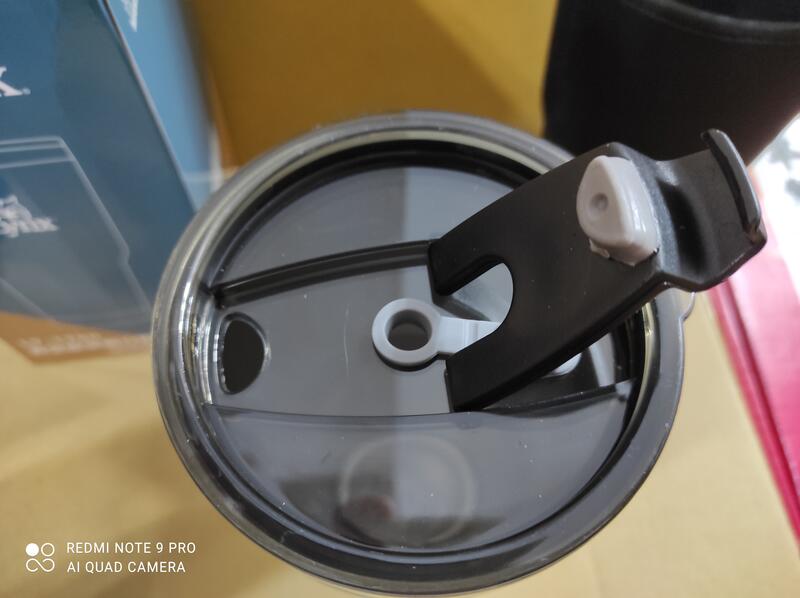 (板橋雜貨店) 美國品牌 Lynx 山貓 304真空環保隨行杯 (900ml) 一體成型 HA2206三陽 | 露天市集 | 全台最大的網路購物市集