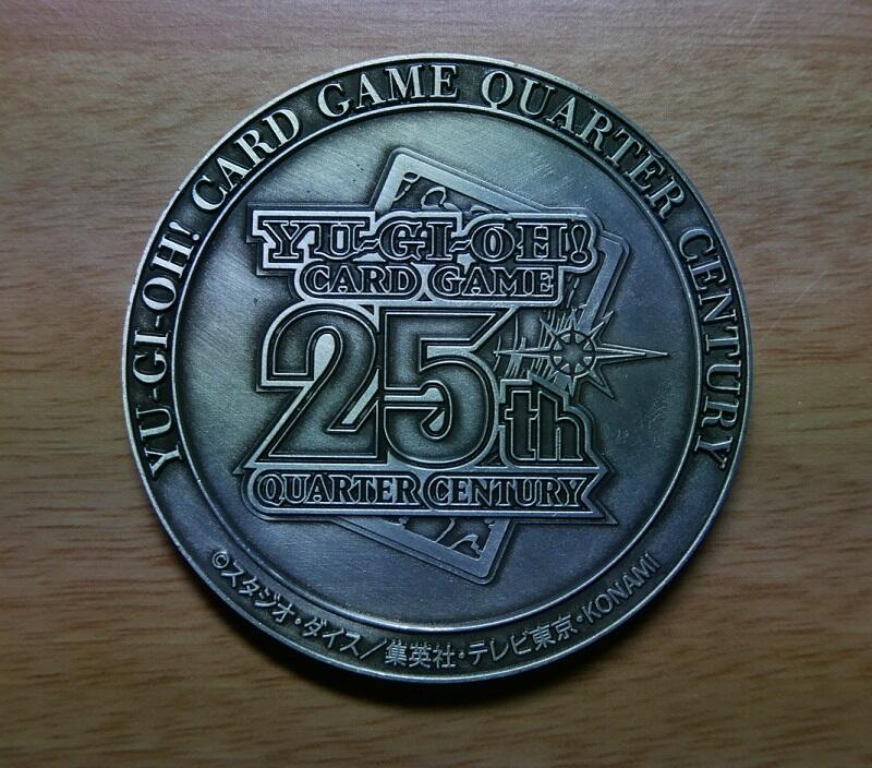 神購-遊戲王 Loppi限定 25th 紀念 25DS-JP001 太陽神的翼神龍 紀念幣 硬幣 (全新未使用) | 露天市集 | 全台最大的網路購物市集
