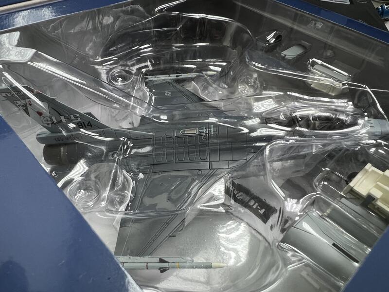 HM 1/72 HA38016 ROCAF F-16V 中華民國空軍 國軍 21中隊 美國土桑基地 | 露天市集 | 全台最大的網路購物市集
