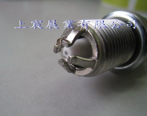 【上宸】附發票 德國 原裝 BOSCH F8-4 FGR6DQI 鉑銥 合金 火星塞 歐規 | 露天市集 | 全台最大的網路購物市集