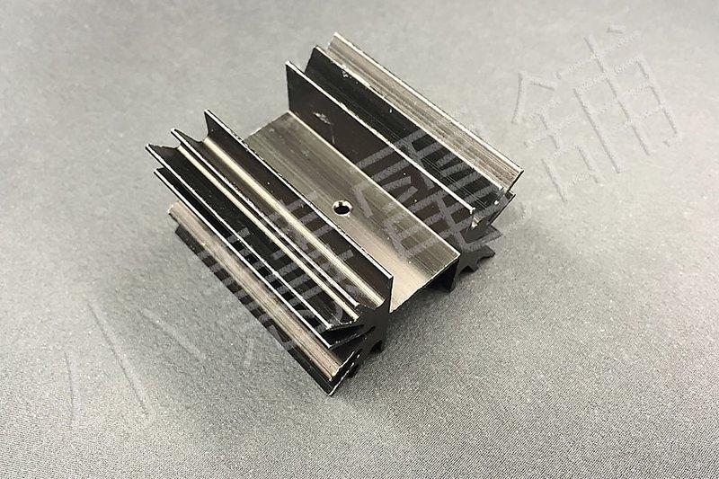 【小慧電舖】D2[其它]to220用特大散熱片(AMB B22用) 全新庫存 現貨 | 露天市集 | 全台最大的網路購物市集