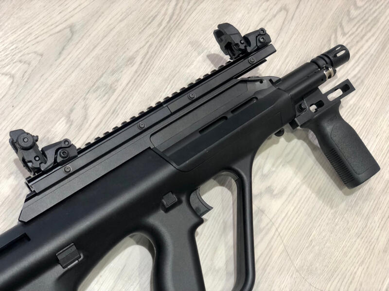 已售出-GHK AUG-CQB GBB巷戰近距離短版-1槍4匣 | 露天市集 | 全台最大的網路購物市集