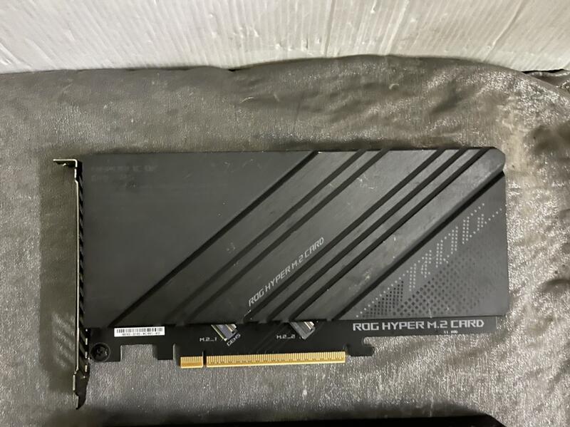 華碩M.2插卡ROG HYPER M.2 CARD擴充卡(PCI-E介面) | 露天市集 | 全台最大的網路購物市集