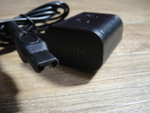 PHILIPS 飛利浦 HQ850 電動刮鬍刀充電線,sp2211 | 露天市集 | 全台最大的網路購物市集