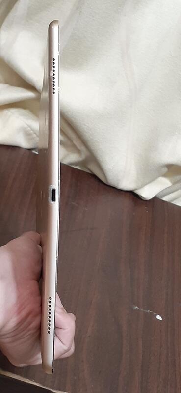 蘋果 iPad Pro A1584 12.9吋 256G平板電腦零件機 品相如圖 狀況: 不開機 破屏破背 | 露天市集 | 全台最大的網路購物市集