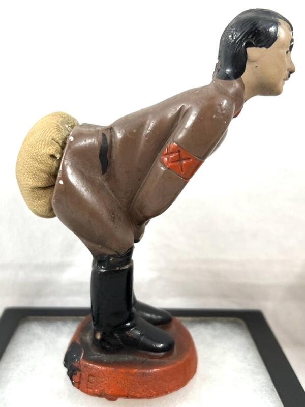 [EBL's骨董典藏] 保證真品。1940年代美國Hotzi Notizi公司的反希特勒，反納粹產品。元首劍山 | 露天市集 | 全台最大的 ...