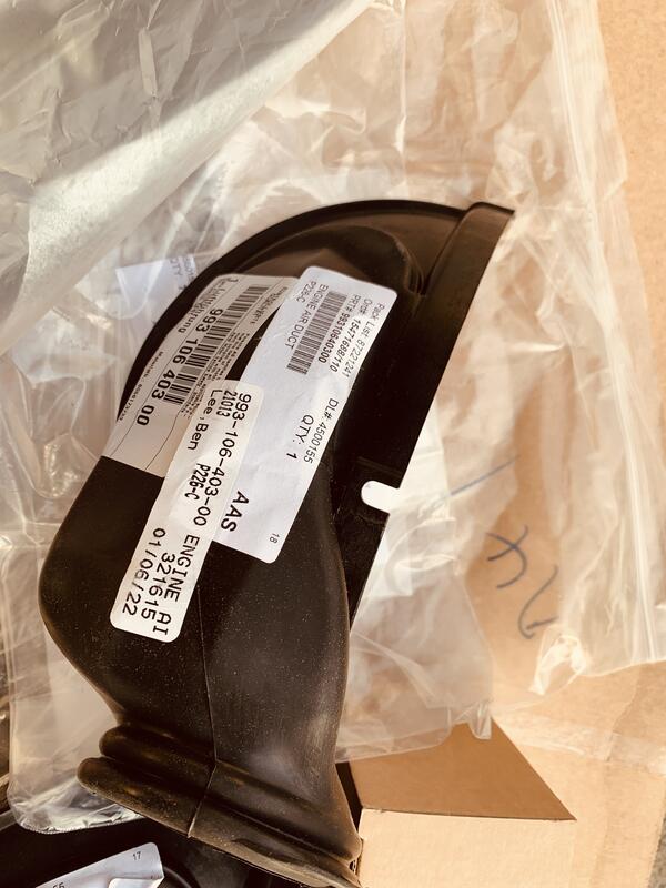 【高賓保時捷零件倉庫】Porsche 911 993 原廠全新風管 99310640300 (詢價) | 露天市集 | 全台最大的網路購物市集