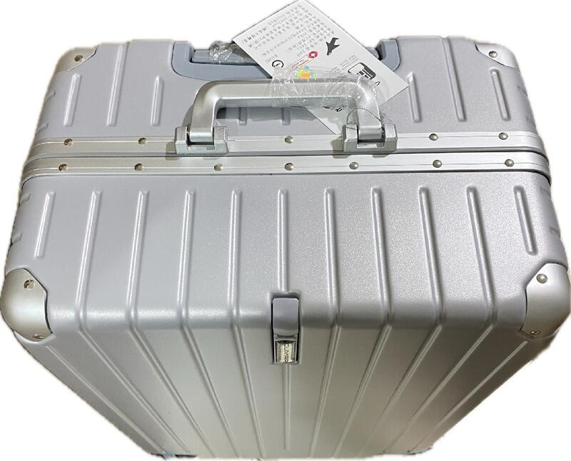 限時特價 CUMAR 24吋行李箱 SP-2401 實圖拍攝全新未拆封 外出旅遊最適合大小 | 露天市集 | 全台最大的網路購物市集