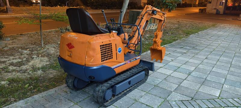 HITACHI EX08 寬度81公分 雙缸水冷引擎 日本外匯~怪手~挖土機~迷你~小乖乖 ~店內另有2-30台可選 | 露天市集 | 全台最 ...