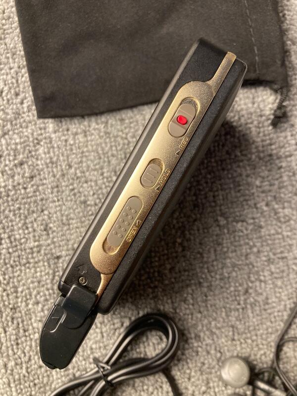 【千代】aiwa愛華磁帶機隨身聽HS-JX959，成色看圖，正面被皮 | 露天市集 | 全台最大的網路購物市集