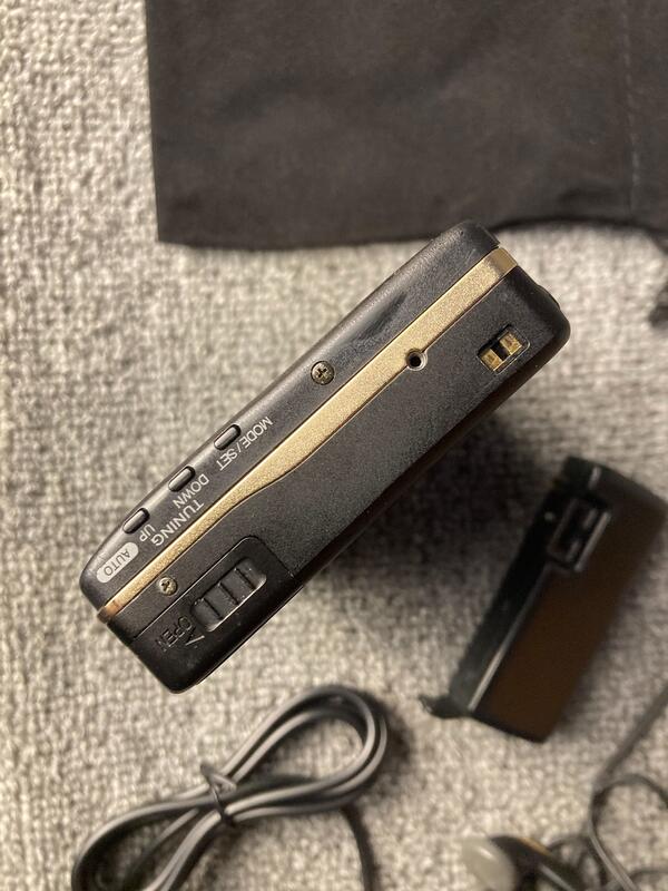 【千代】aiwa愛華磁帶機隨身聽HS-JX959，成色看圖，正面被皮 | 露天市集 | 全台最大的網路購物市集