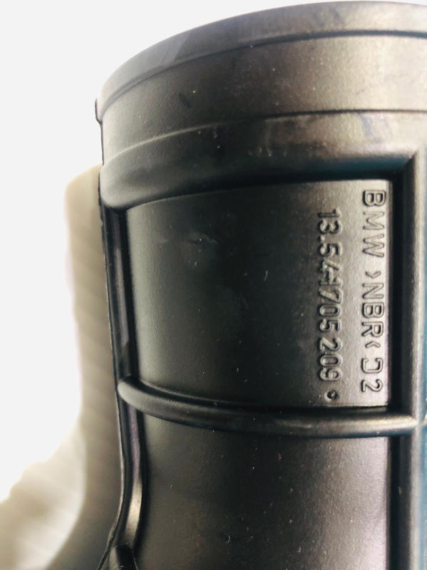 專業雙B零件專賣店賣場 BMW 13541705209 空氣軟管(空氣流量計-) E46/M52/M54 | 露天市集 | 全台最大的網路購物市集