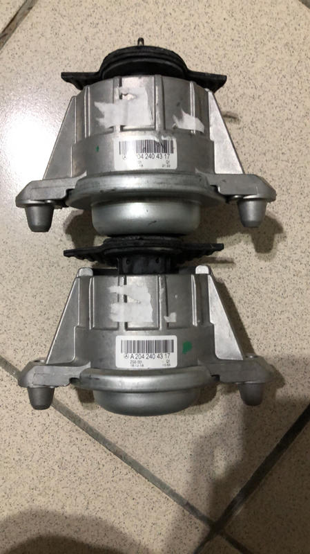 專業雙B零件專賣店 BENZ 2042404317 引擎腳 W204/W212/M112/MM272(原廠）1個2800 | 露天市集 | 全 ...