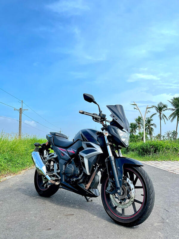 比白牌還便宜 4.8萬2017 大型重機 SYM T2 配abs全車黑化 | 露天市集 | 全台最大的網路購物市集