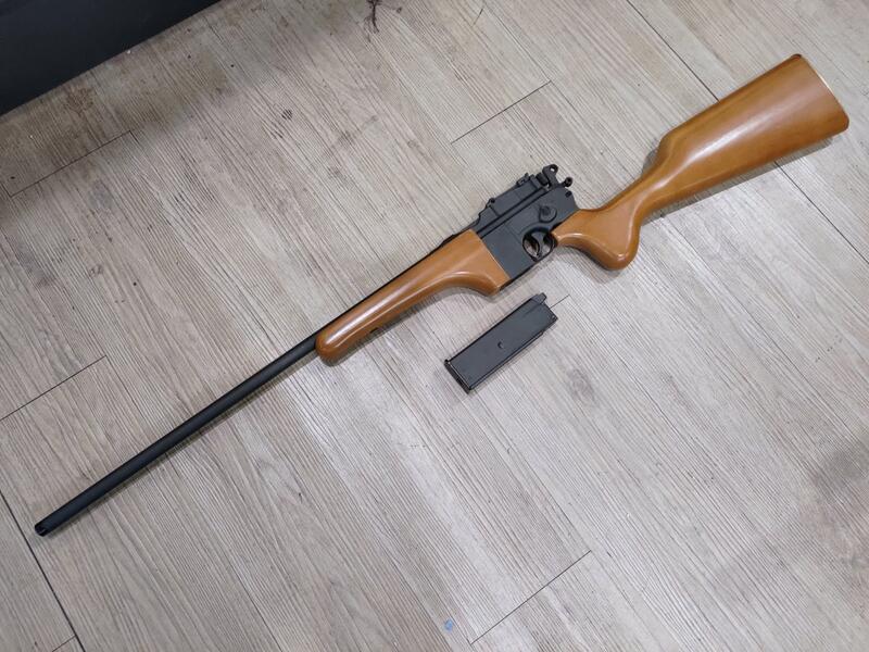 二手寄賣 8成新 HFC M712 盒子砲 全金屬 實木後扥.護木 1槍1匣 直壓槍.滑套不可動 | 露天市集 | 全台最大的網路購物市集