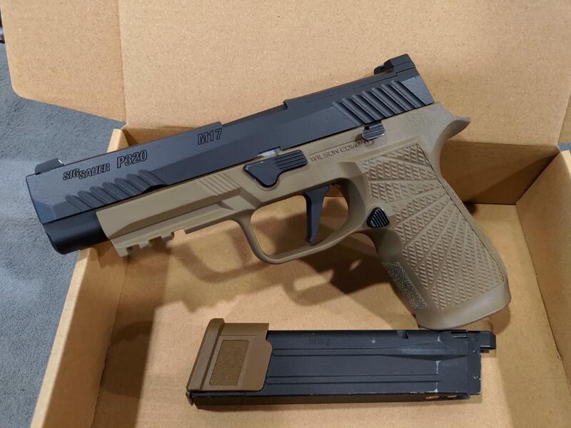 二手寄賣 9成新 ParaBellum PB P320 WC M17 GBB 瓦斯槍 黑沙雙色版 GBB 1槍1匣 | 露天市集 | 全台最大的網路購物市集