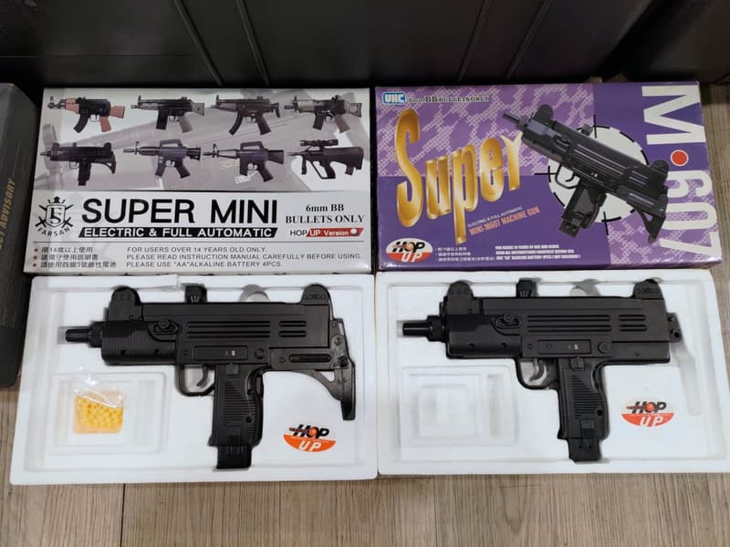 故障槍 殺肉槍 兩把 UHC FS MINI UZI 烏茲衝鋒槍 小朋友 Q版電動槍 電池漏液.空轉 | 露天市集 | 全台最大的網路購物市集